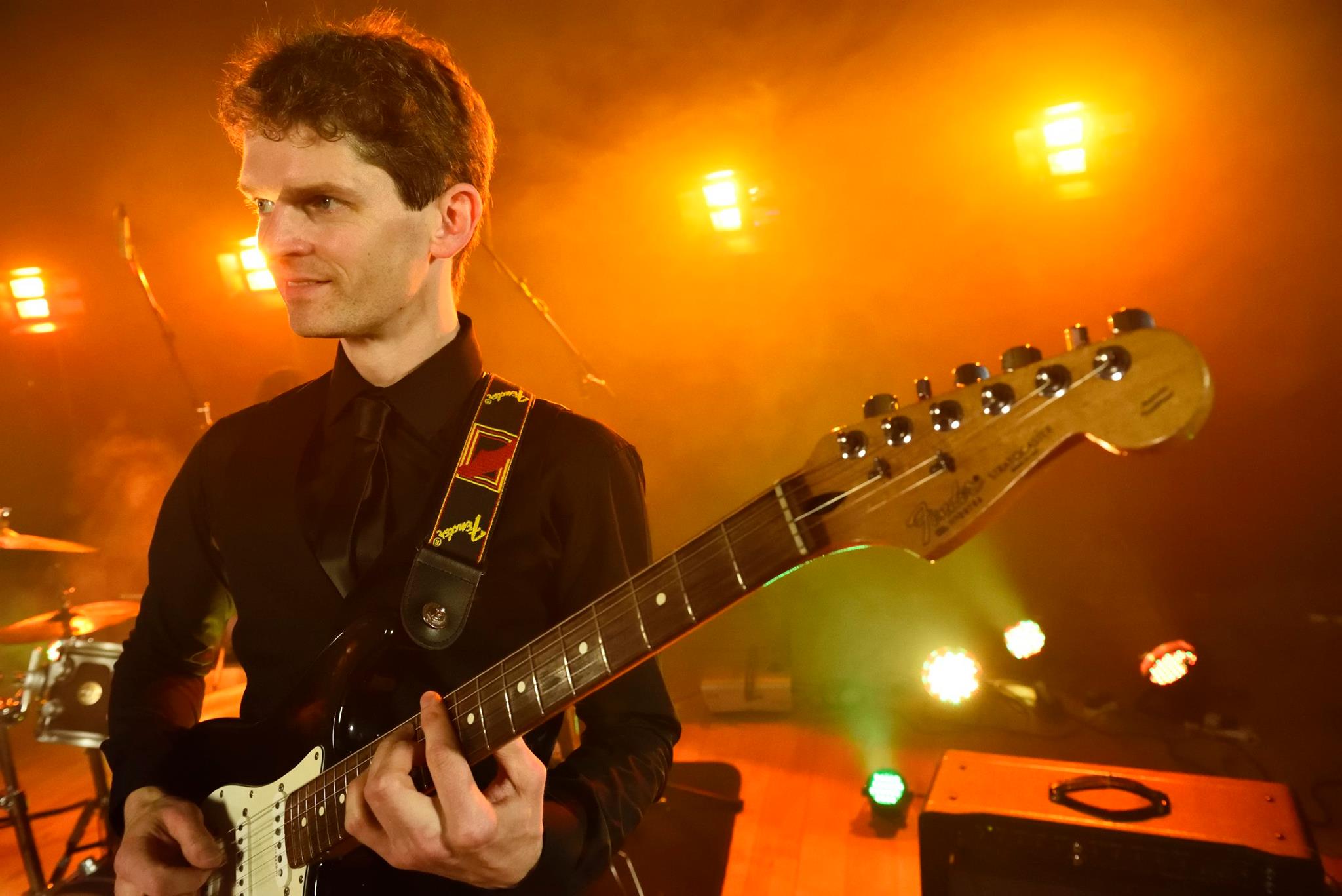 Azure - Just Smile Entertainment : Just Smile Entertainment